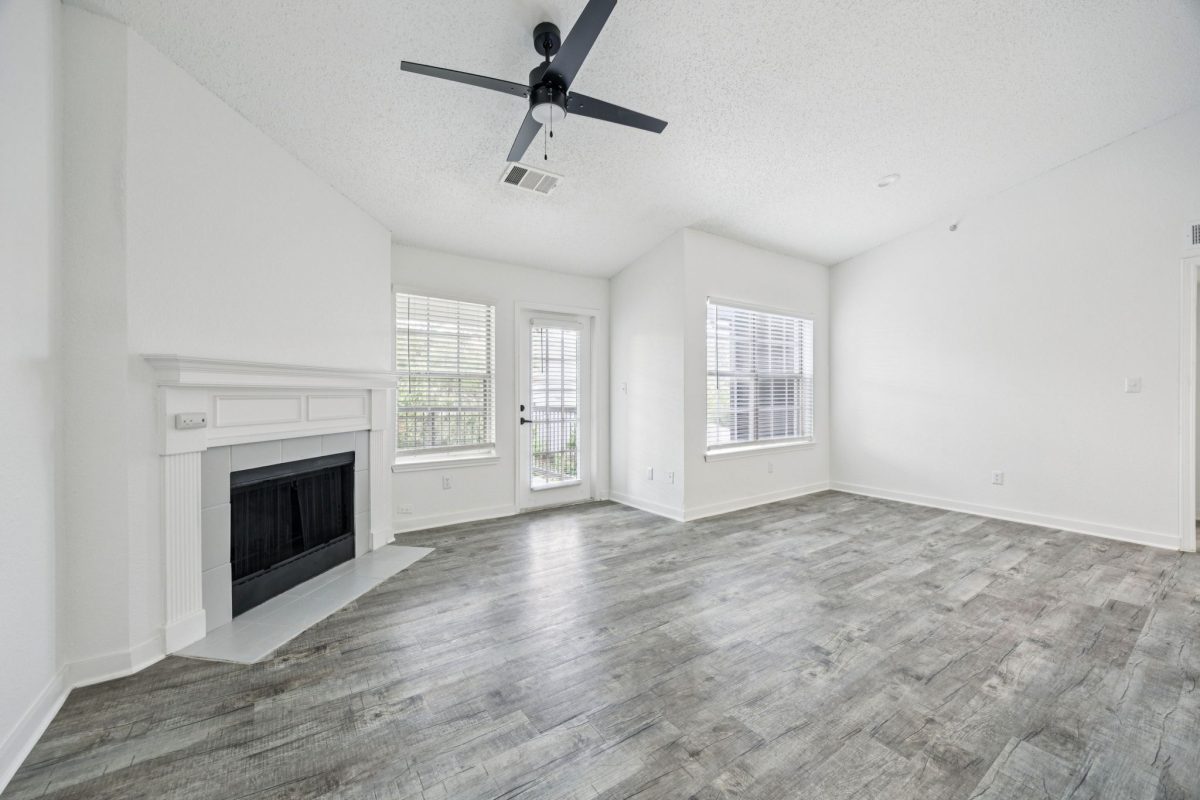 The Monte in Dallas, TX | Spacious Apartments for Rent